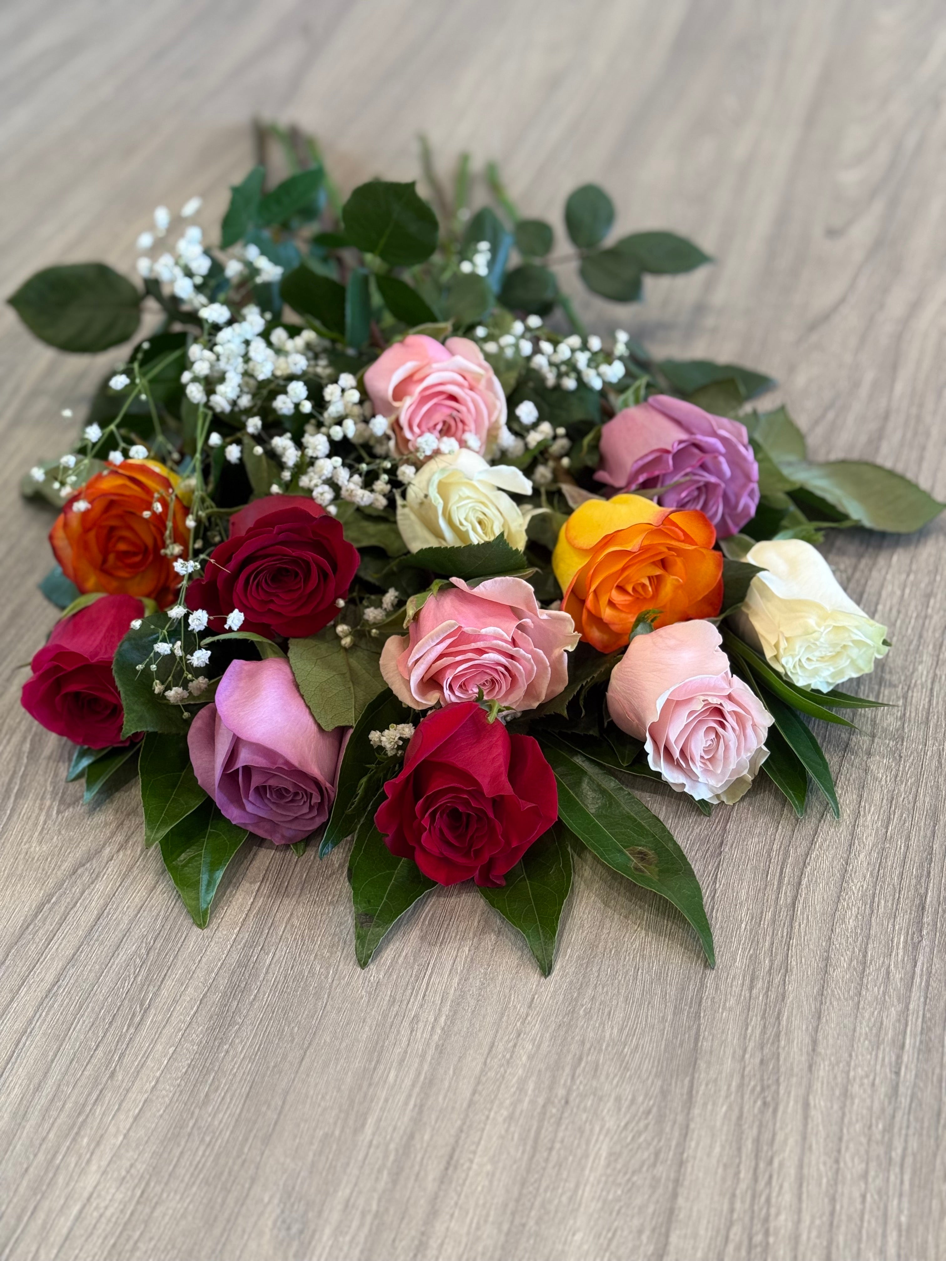 RB07 - Mixed Roses, Long Stem – Les Fleurs Dimitry
